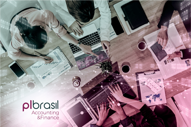 Trocando as bolas: uma saga entre crédito e débito